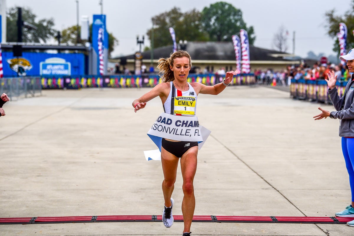 Emily Sisson Wins U.S. 15K Championship